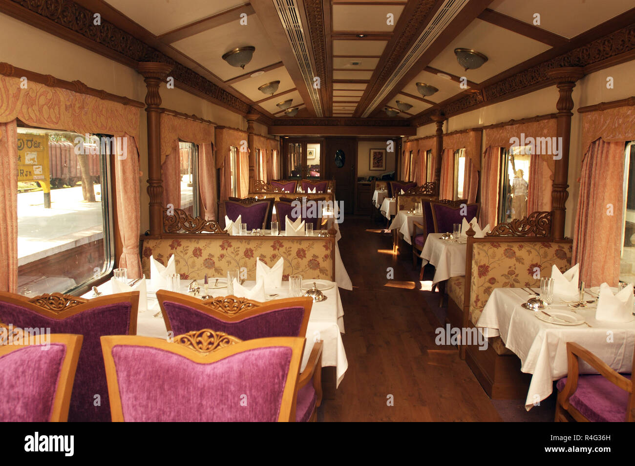 Golden chariot train Stock Photo - Alamy