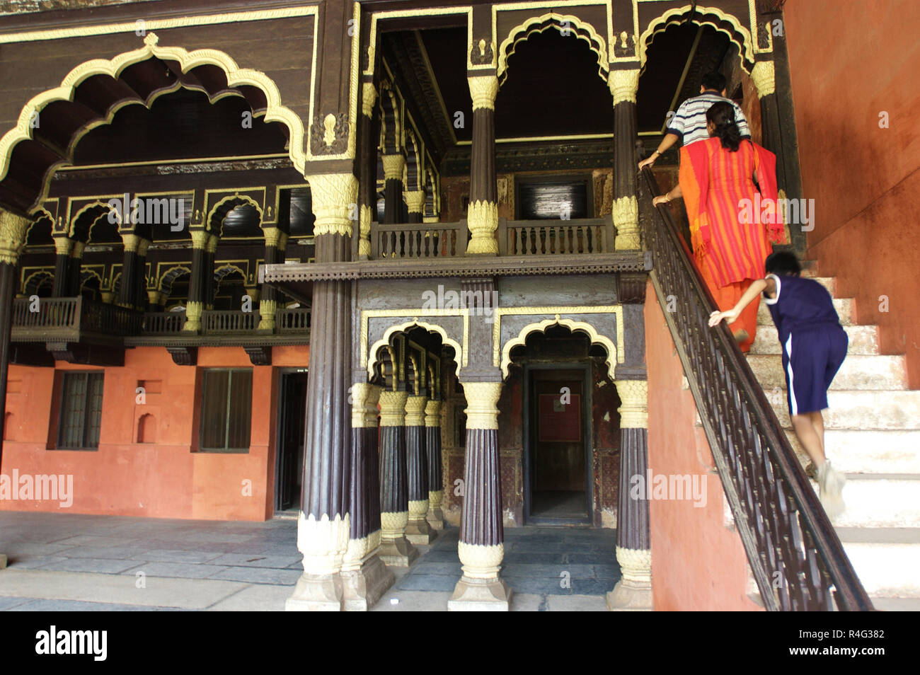 Tipu sultan's palace Stock Photo - Alamy