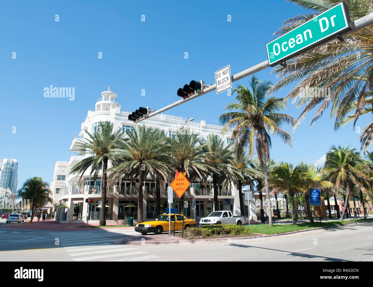 Miami Ocean Drive Stock Photo - Alamy