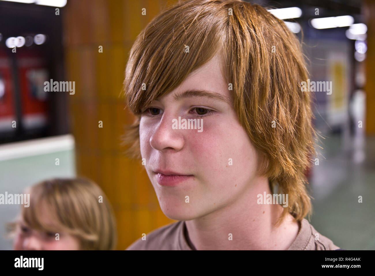boy waiting in the station for the train Stock Photo - Alamy