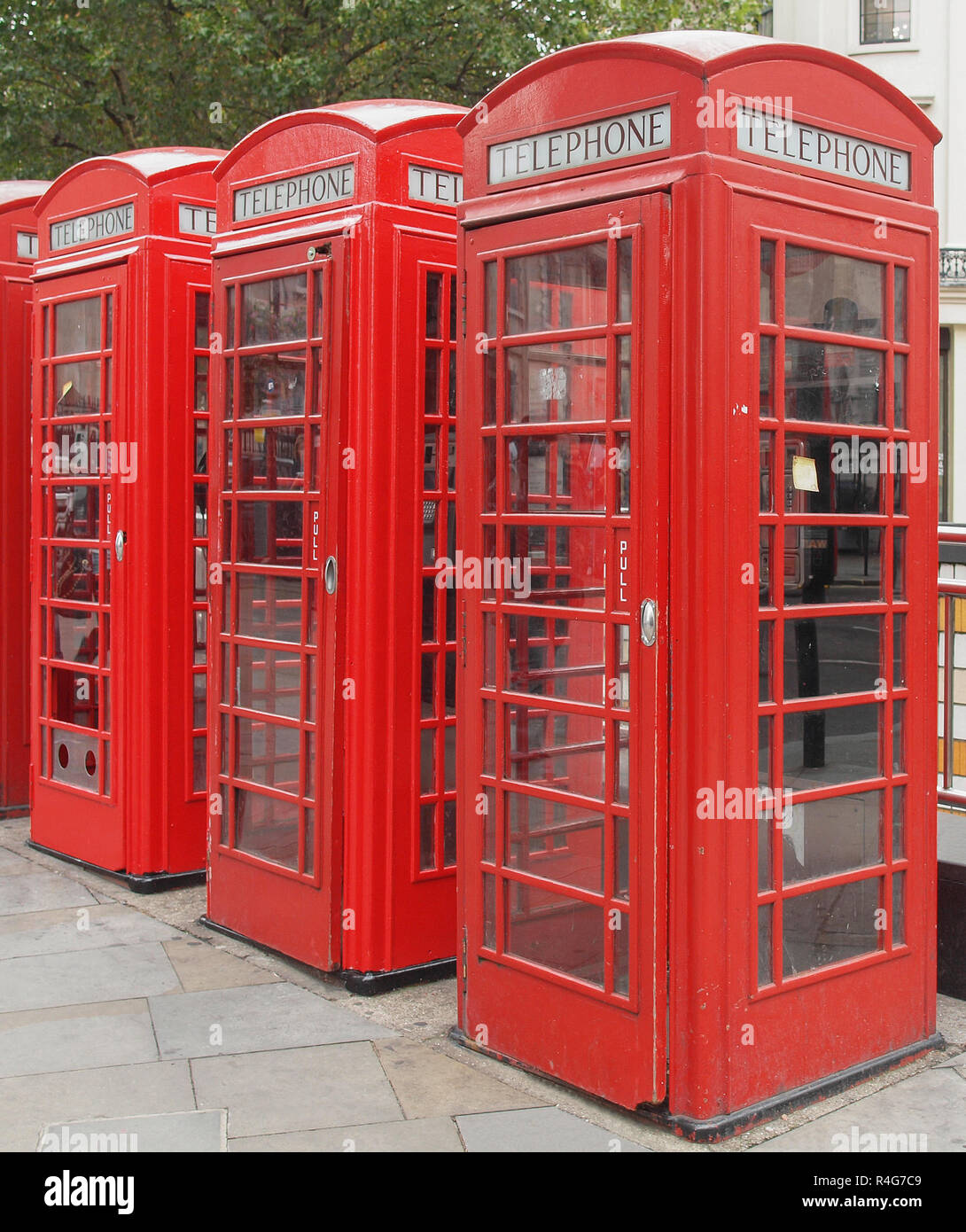 London telephone box Stock Photo - Alamy