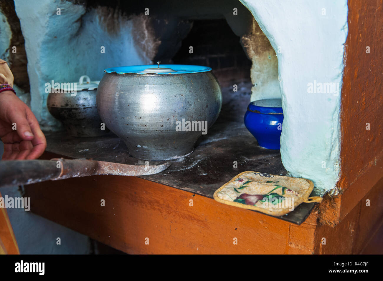 Old russian clay oven hi-res stock photography and images - Alamy