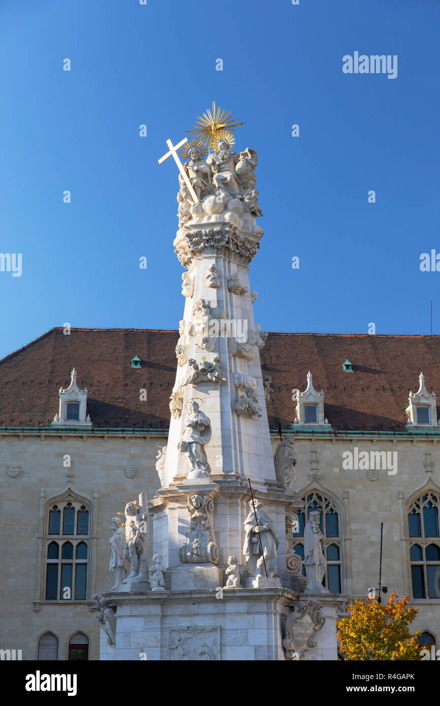Holy Trinity Statue in Old Buda, Budapest, Hungary Stock Photo - Alamy