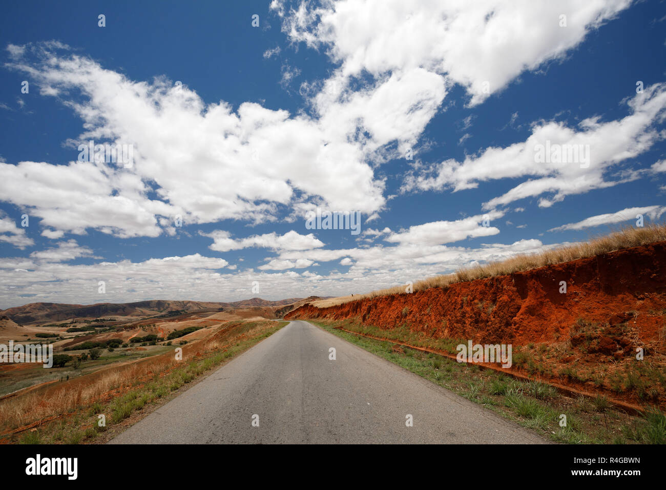 Road through Madagascar highland countryside landscape Stock Photo - Alamy