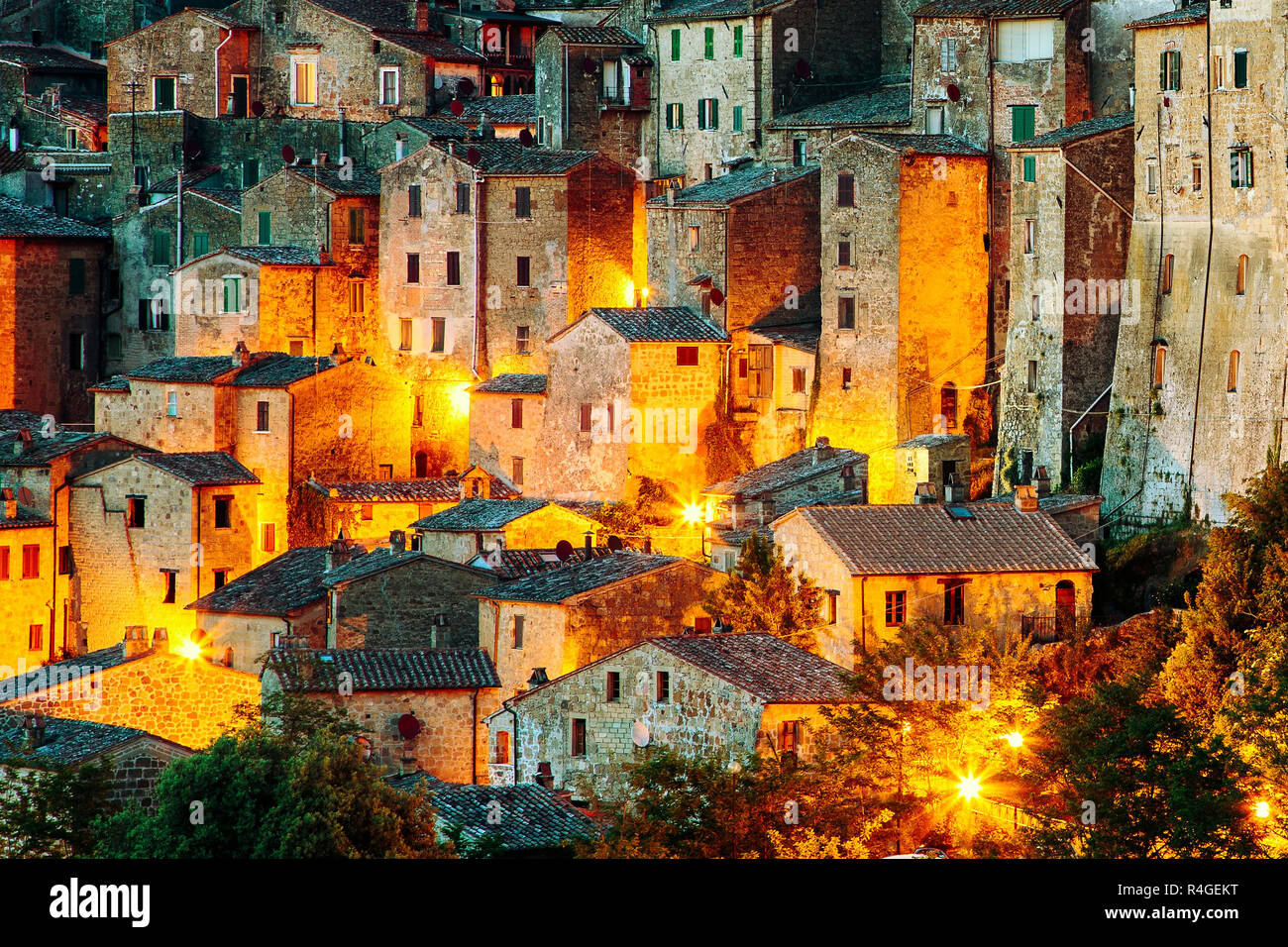 Sorano - tuff city in Tuscany. Italy Stock Photo - Alamy