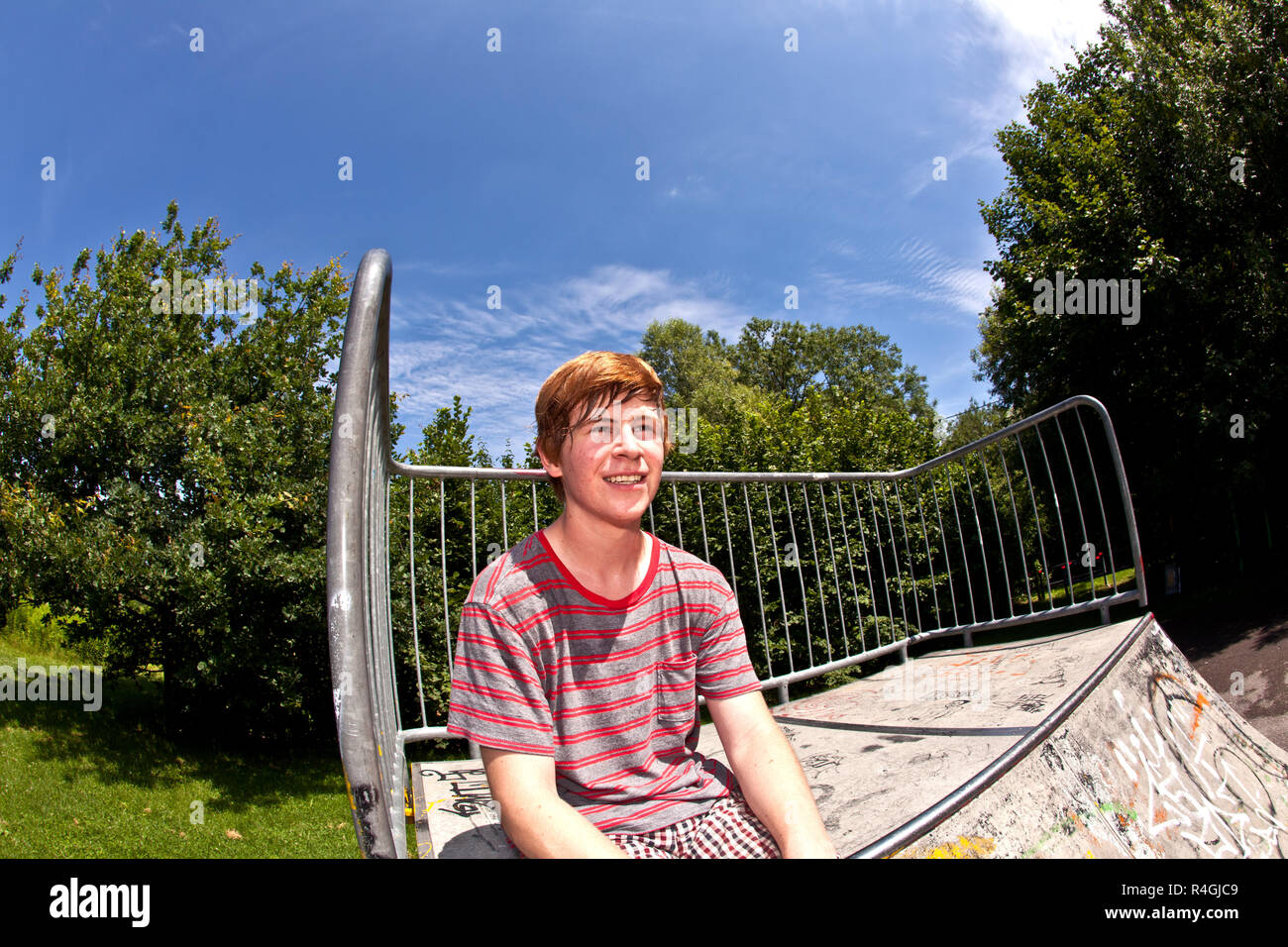Sweating outdoors teenager hi-res stock photography and images - Alamy