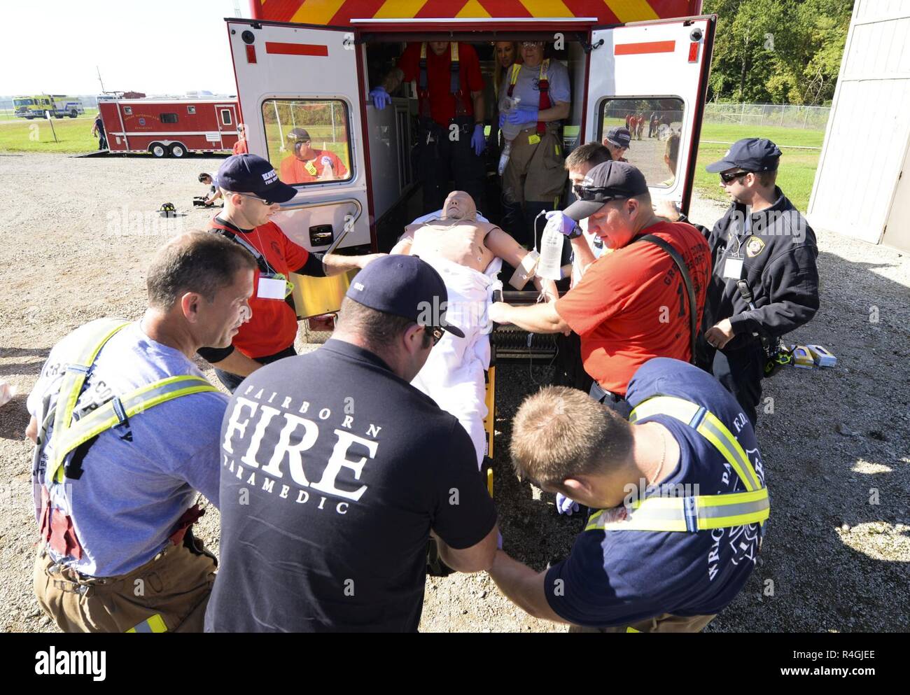 101 ambulance hi-res stock photography and images - Alamy