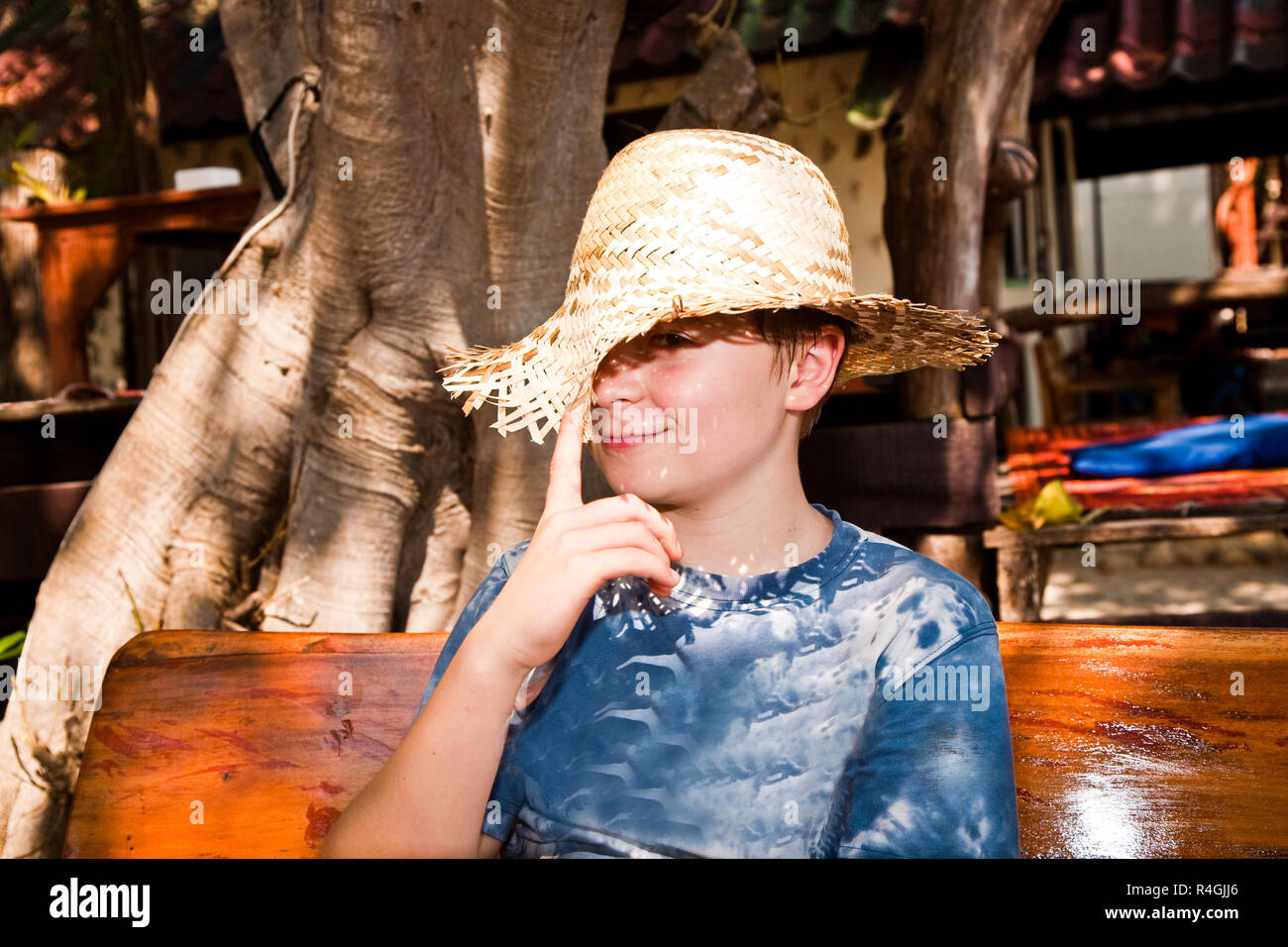 Smirking face teen hi-res stock photography and images - Alamy