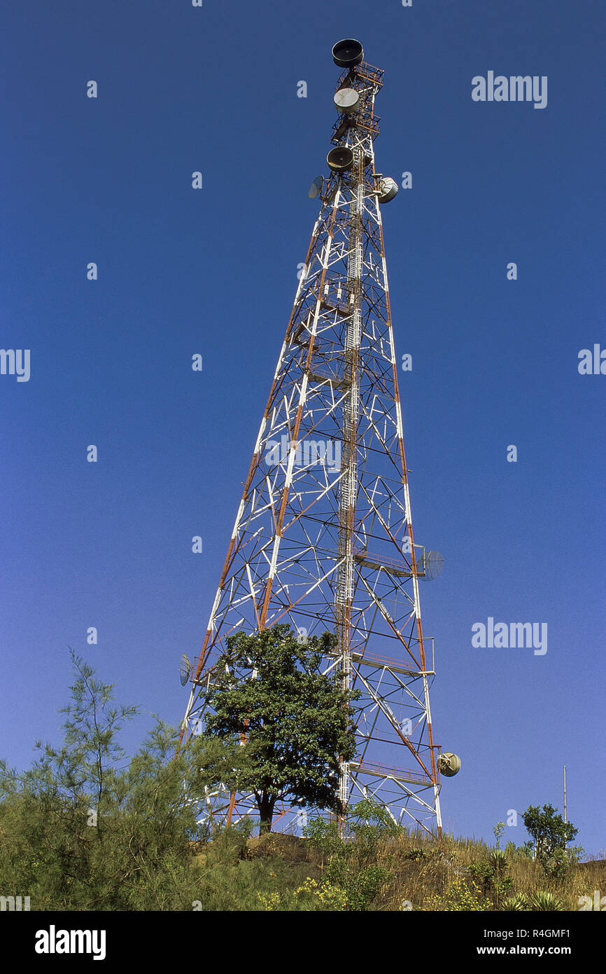 India telecommunication tower hi-res stock photography and images - Alamy