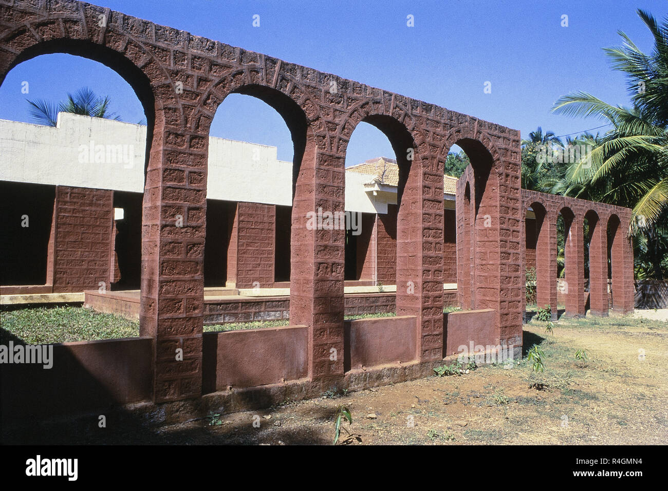 Marathi Poet Keshavsut Memorial, Malgund, Ratnagiri, Maharashtra, India ...