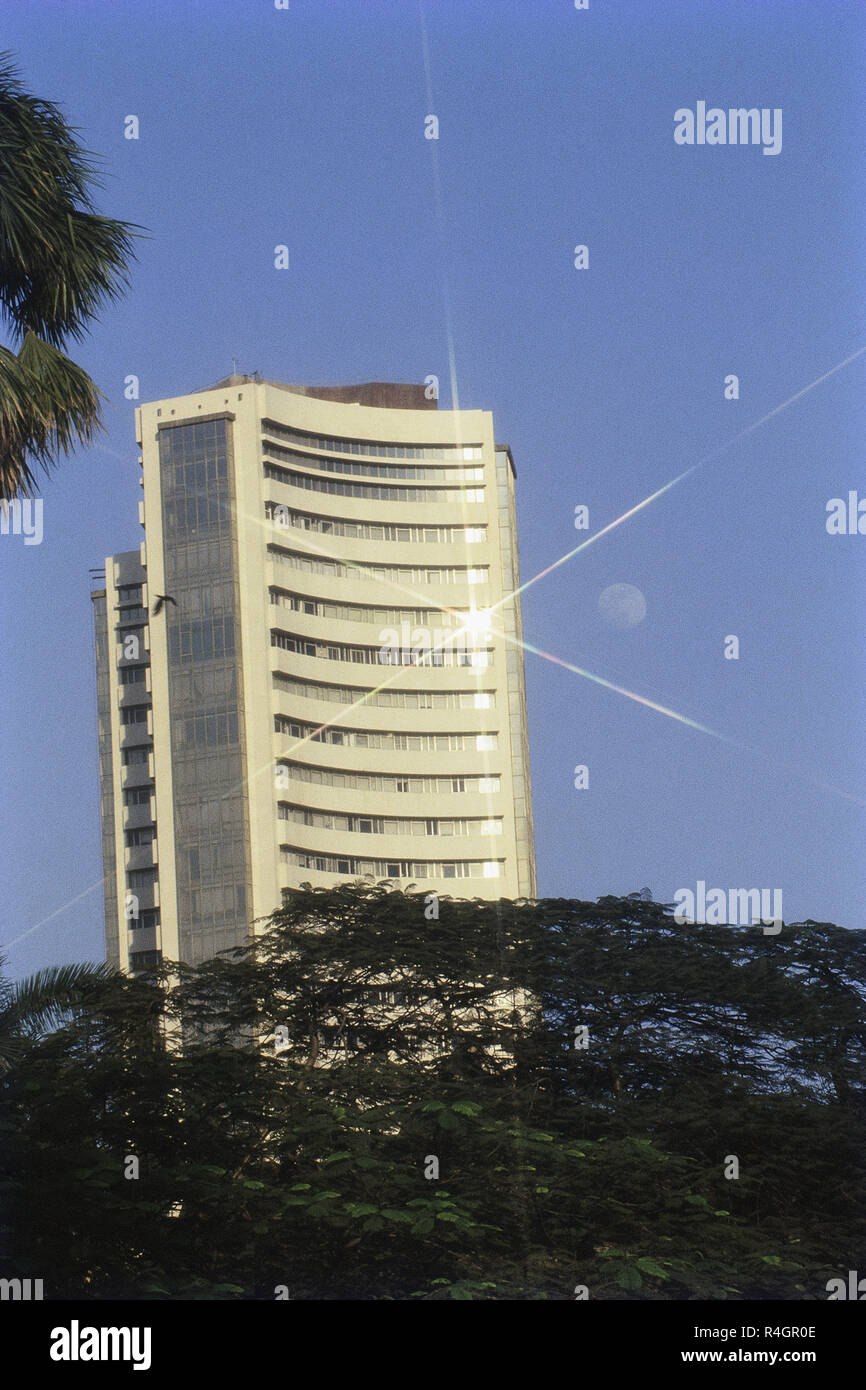 Bse building image hi-res stock photography and images - Alamy
