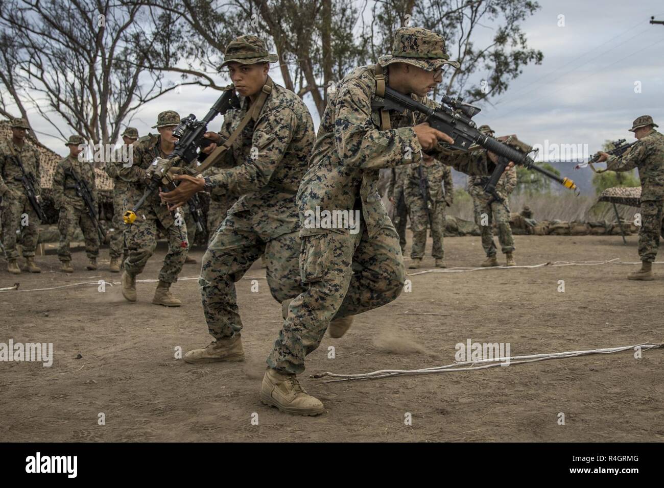 Lance Cpl. Mohammad Wadaa (left) and Lance Cpl. Marc Strubhar, machine ...