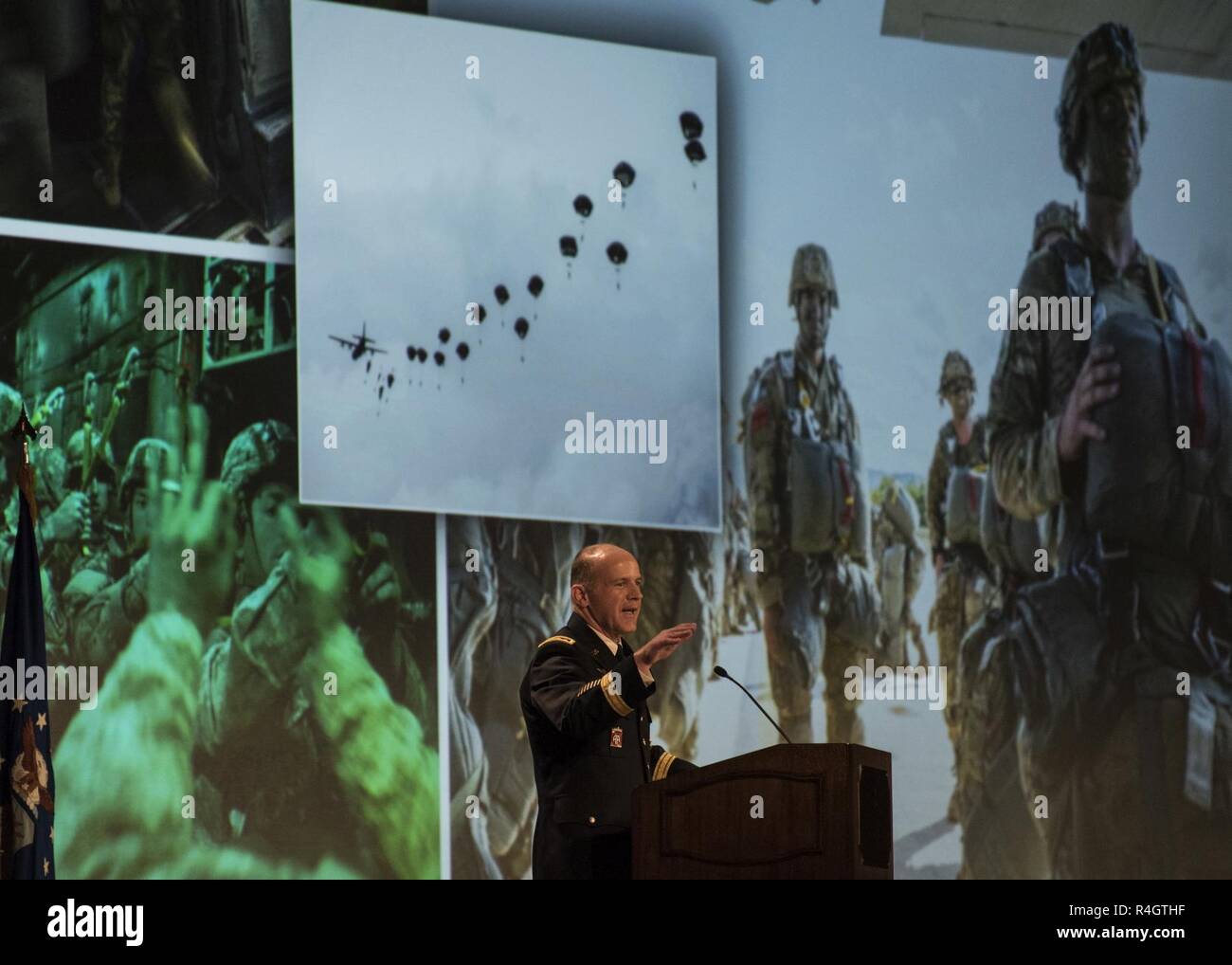 Us army active r hi-res stock photography and images - Alamy