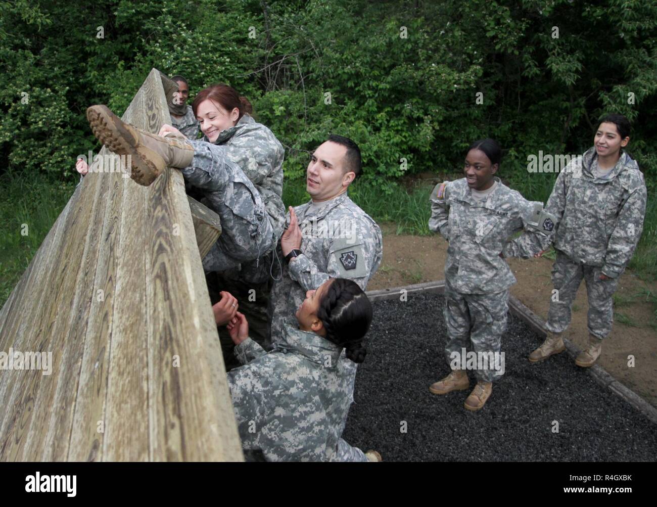 213th personnel hi-res stock photography and images - Alamy