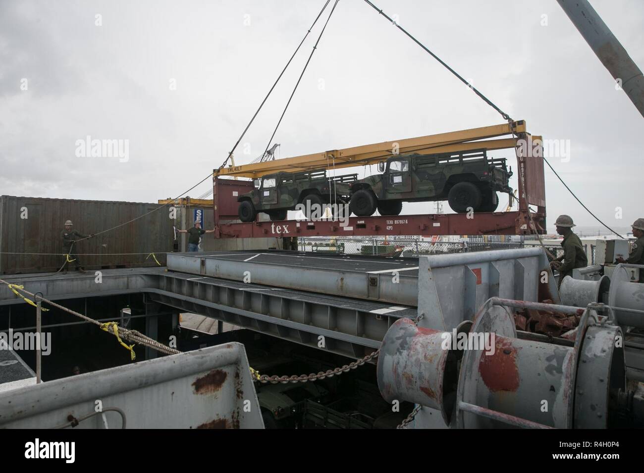 T avb 3 hi-res stock photography and images - Alamy