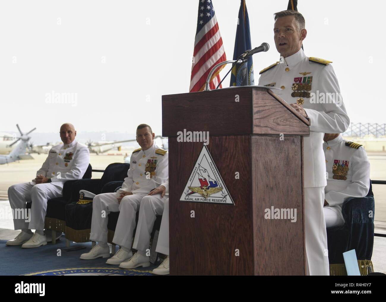 Commander naval air force reserve hi-res stock photography and images ...