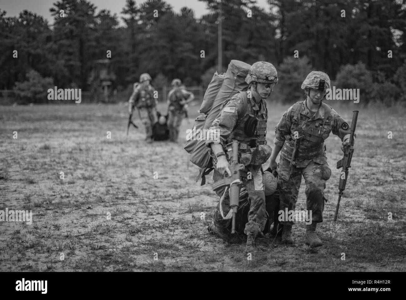 Army combat medic course Black and White Stock Photos & Images - Alamy
