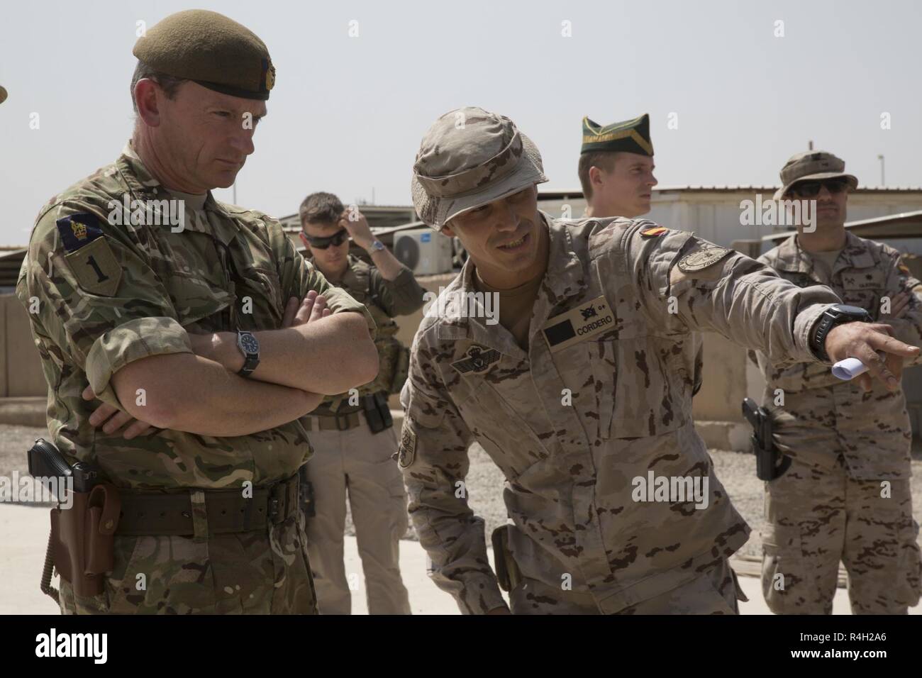 Iraqi police chief hi-res stock photography and images - Alamy