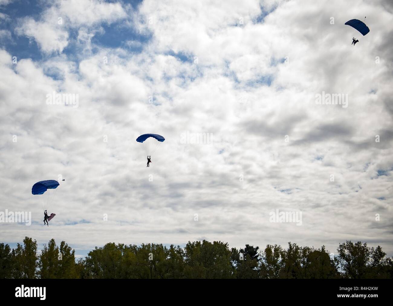 U.S. Air Force Airmen assigned to the 24th Special Operations Wing ...