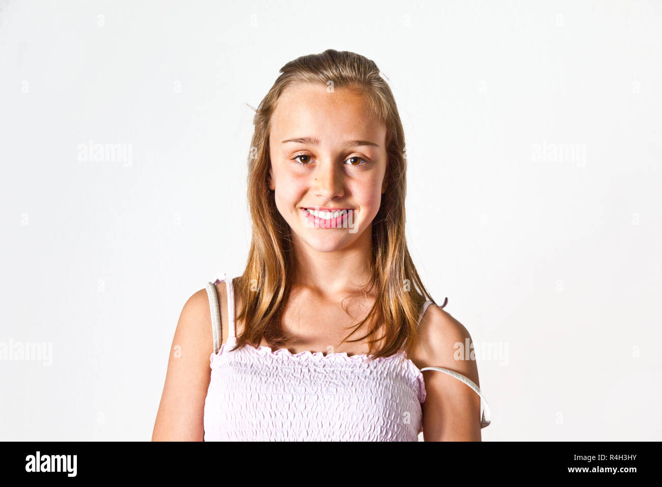 portrait of cute young teenage girl Stock Photo - Alamy