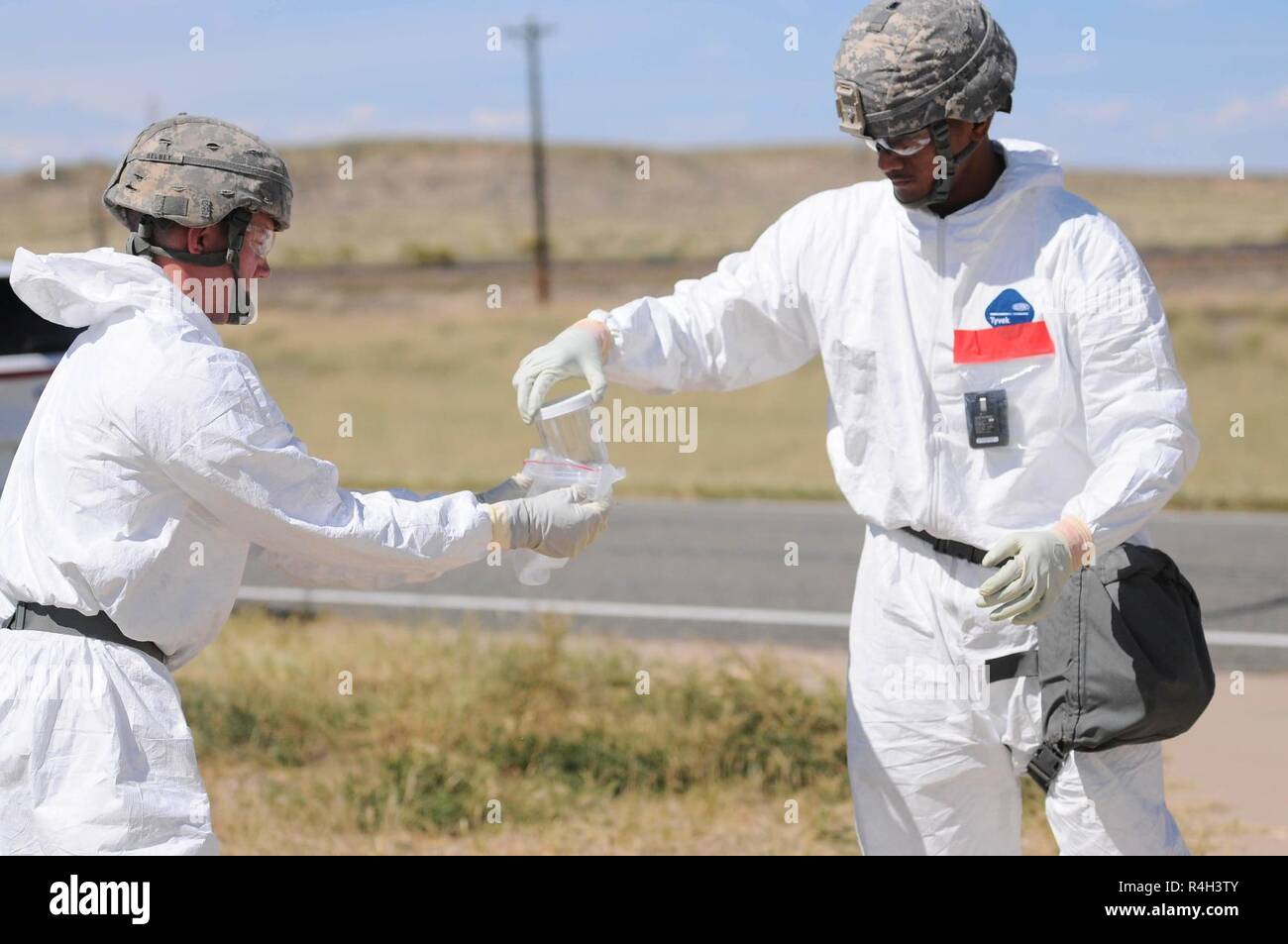 Nuclear disablement team 2 hi-res stock photography and images - Alamy