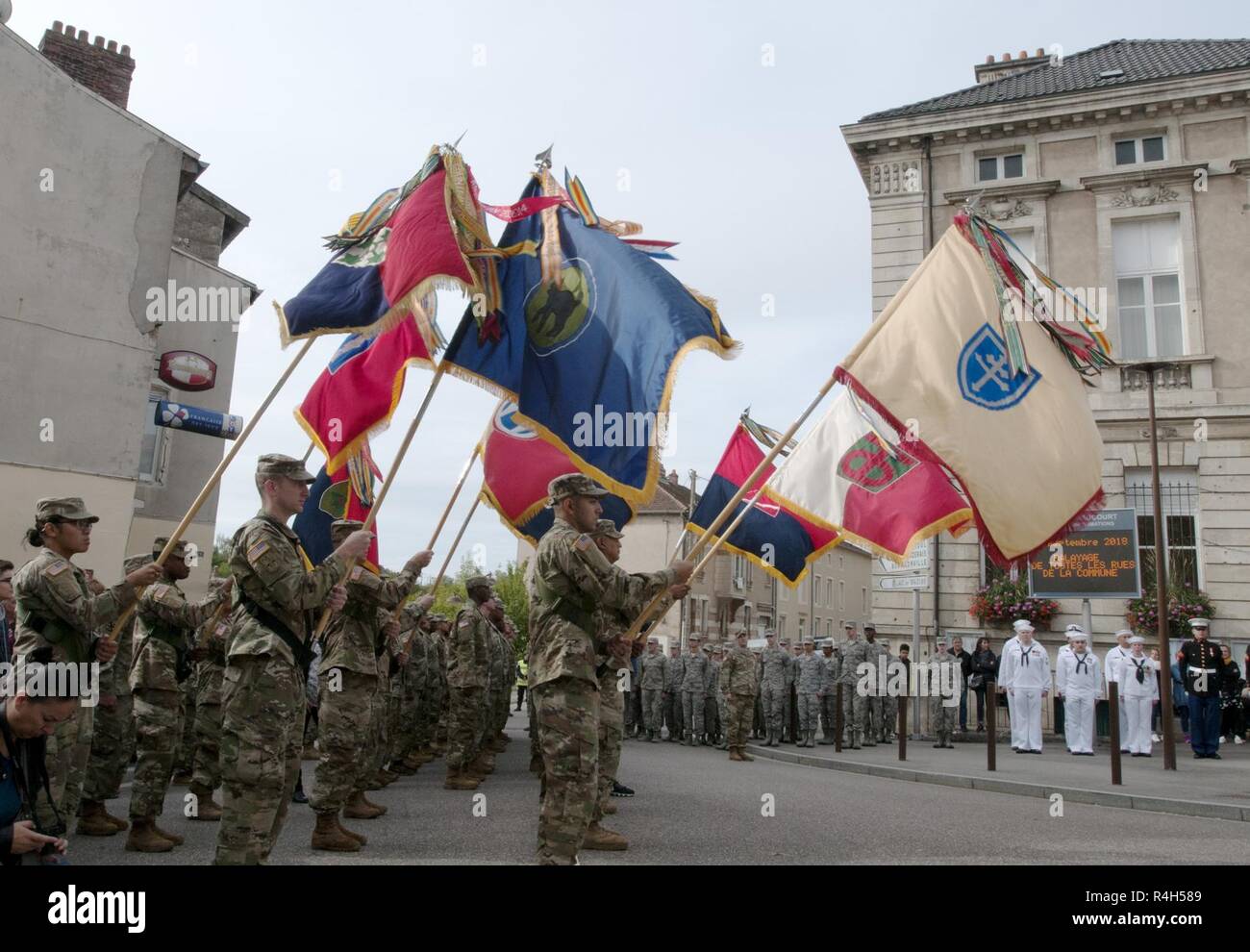 U.S. Army Reserve Soldiers serve as Color Guard for their WWI legacy ...