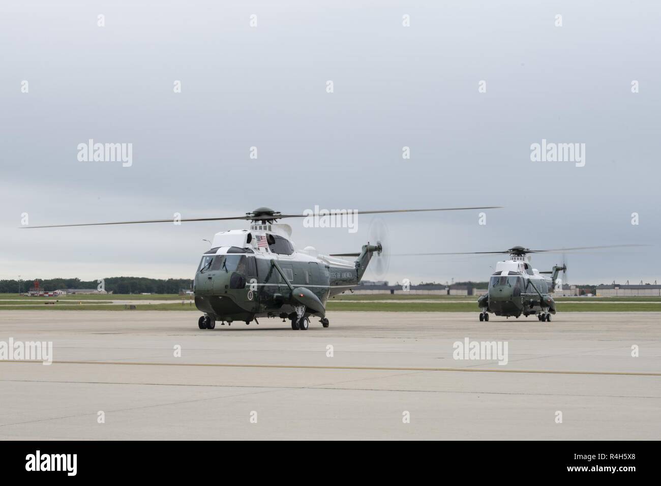 Presidential airlift squadron hi-res stock photography and images - Alamy