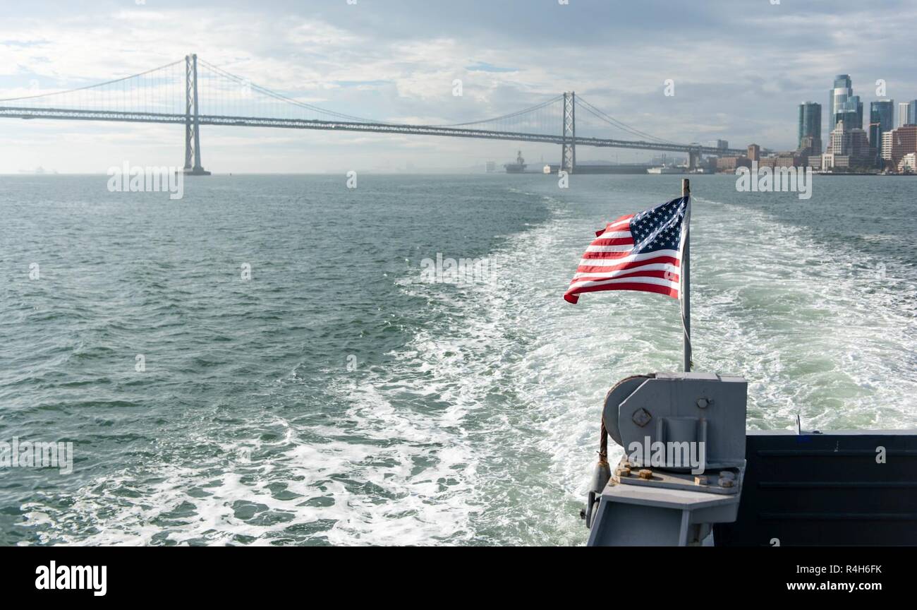 United States Navy Landing Craft Utility 1646 departs from Pier 32 in ...