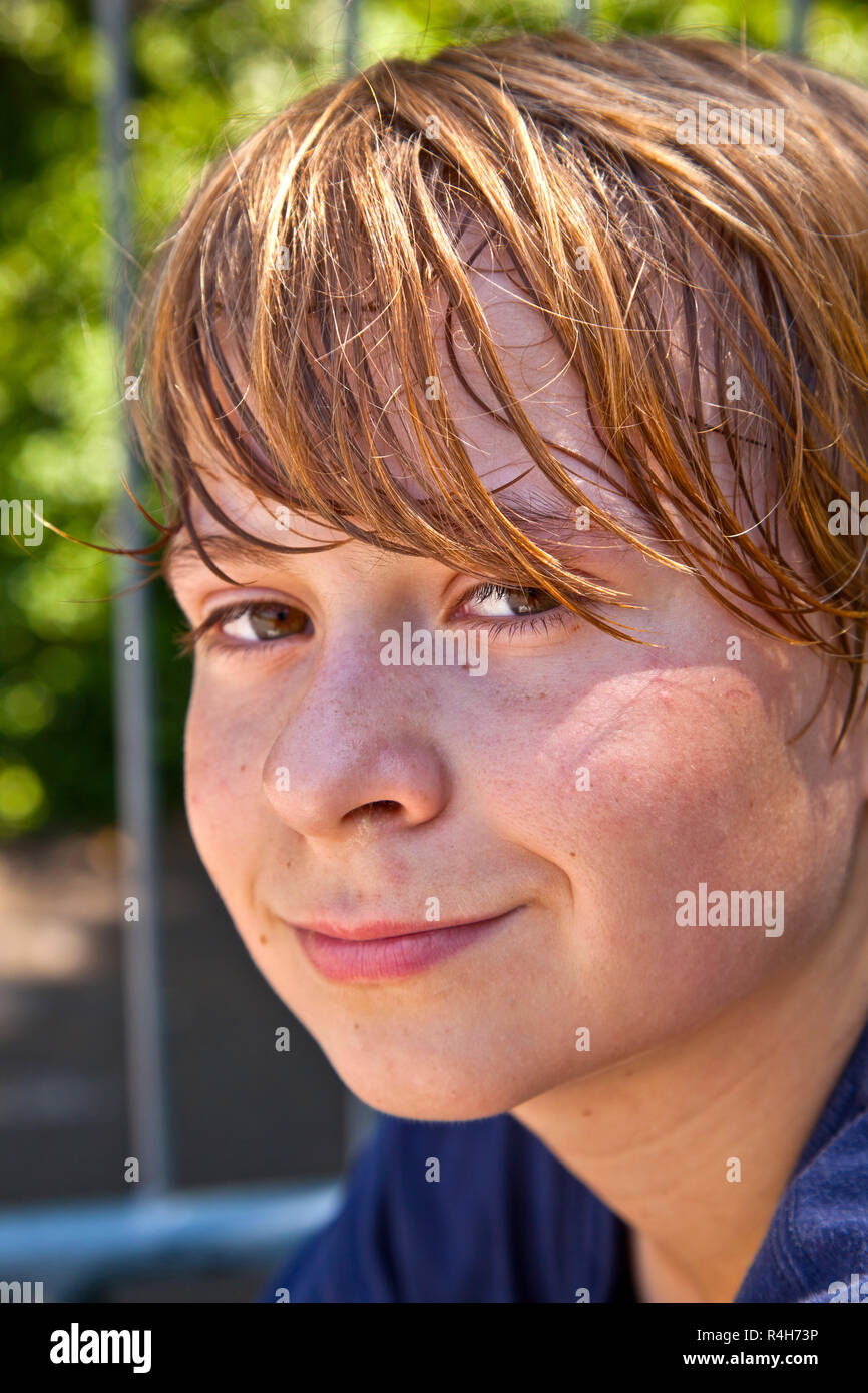 Teenager exhausted exercise happy hi-res stock photography and images ...