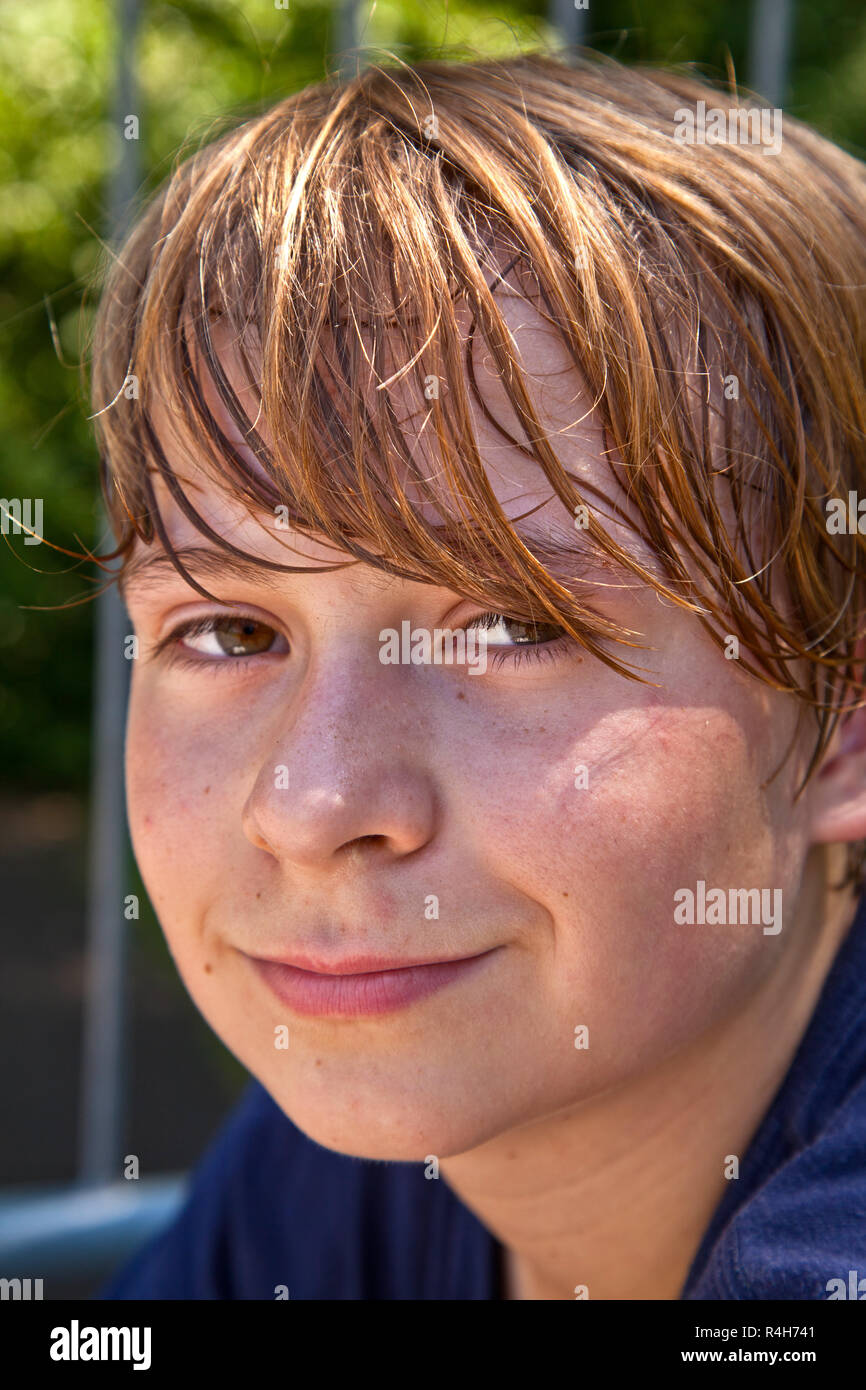 Teenager exhausted exercise happy hi-res stock photography and images ...