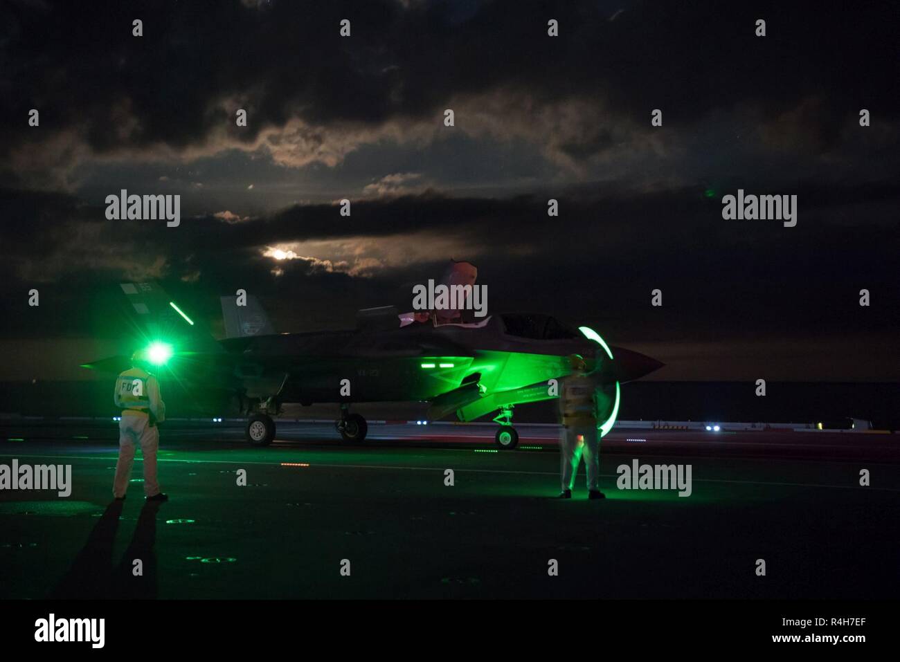 F-35 Lightning fighter jets have conducted their first night flying ...