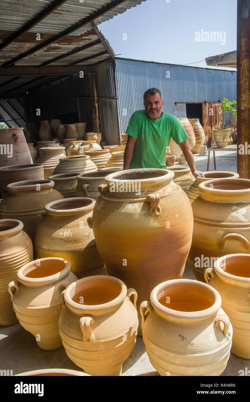 europe, greece, creta, heraklion, region, village, thrapsano, pottery ...