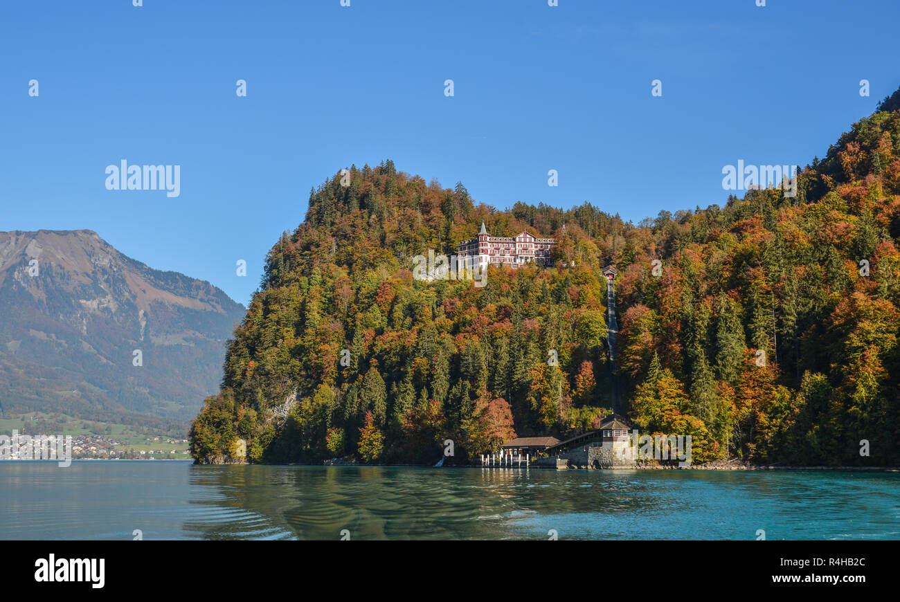 Beautiful scenery of Lake Brienz, Switzerland. The turquoise Lake ...