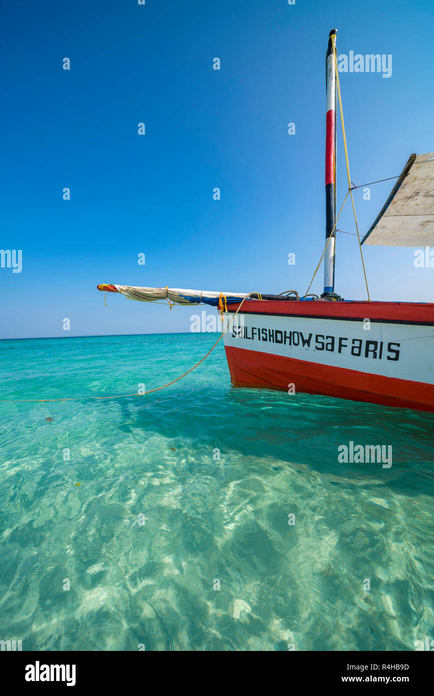 A Mozambiquan dhow seen in Inhassoro Stock Photo - Alamy