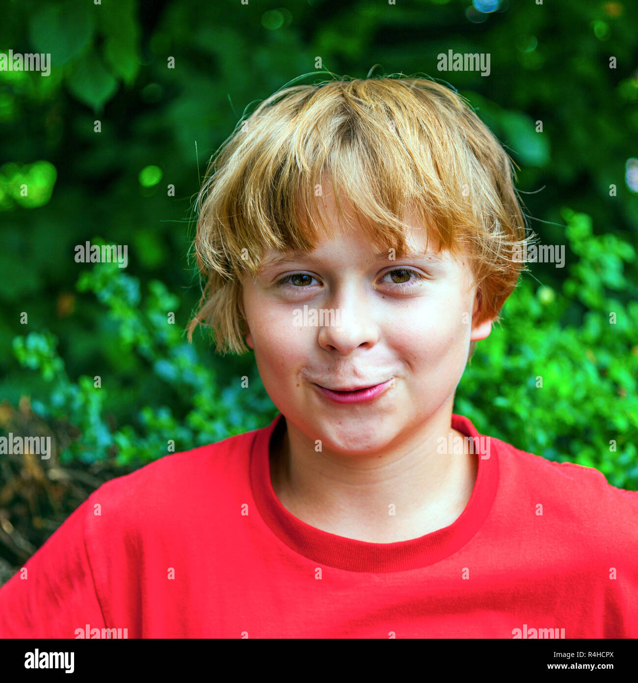 smiling happy young boy Stock Photo - Alamy smiling happy young boy Stock Photo - Alamy