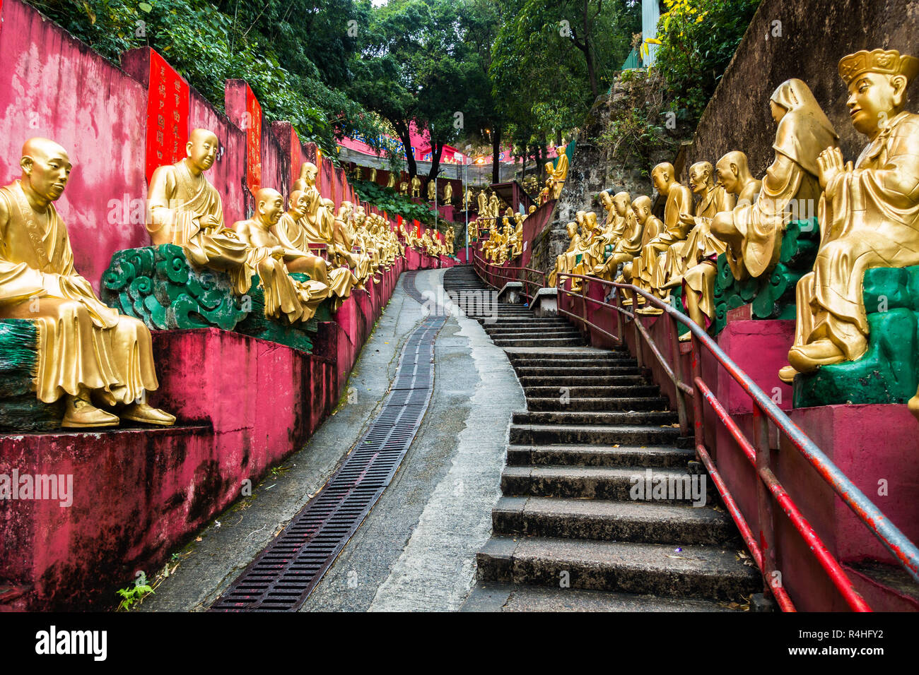 10000 steps hi-res stock photography and images - Alamy