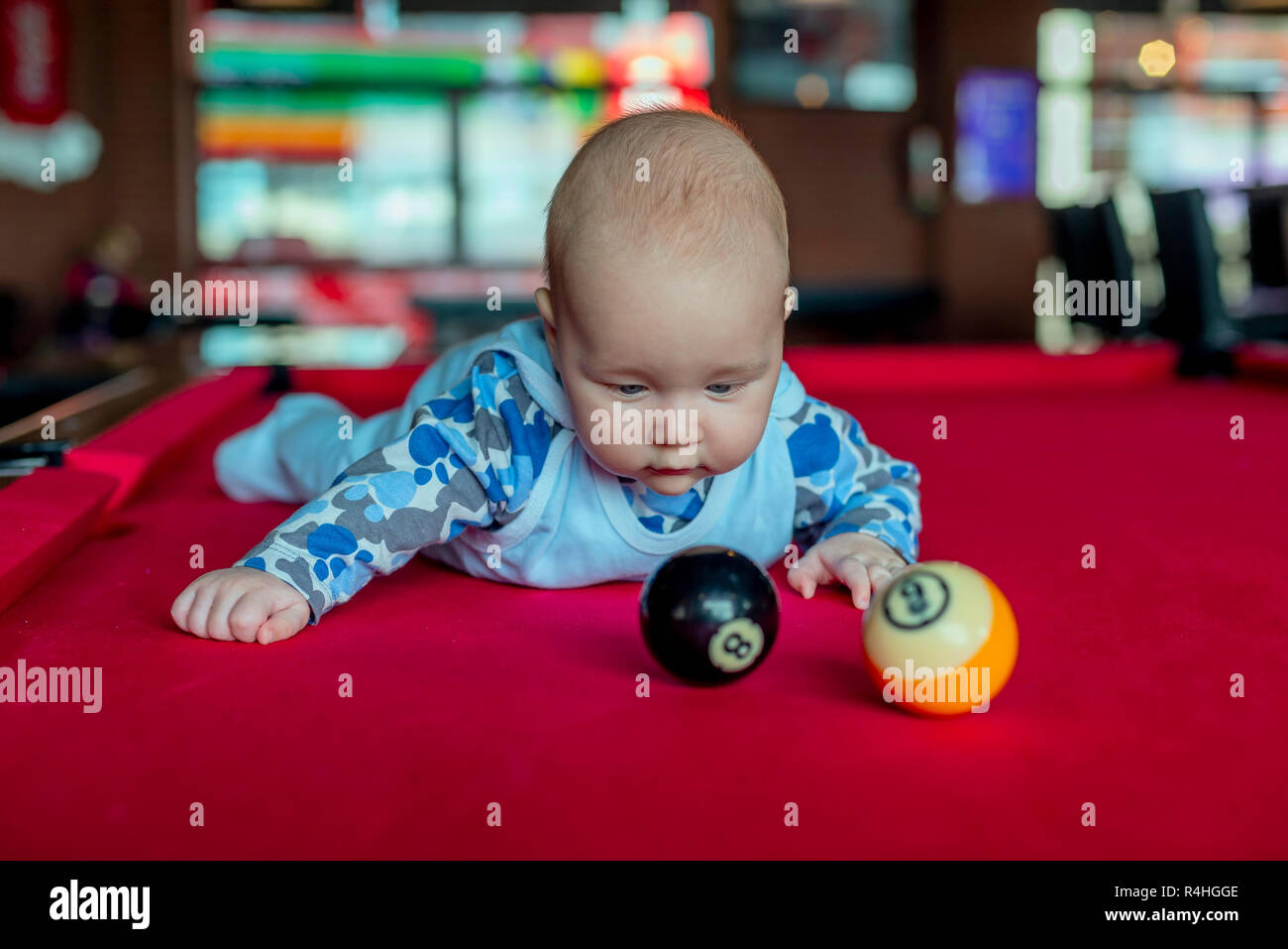 Boy laying the table hi-res stock photography and images - Alamy