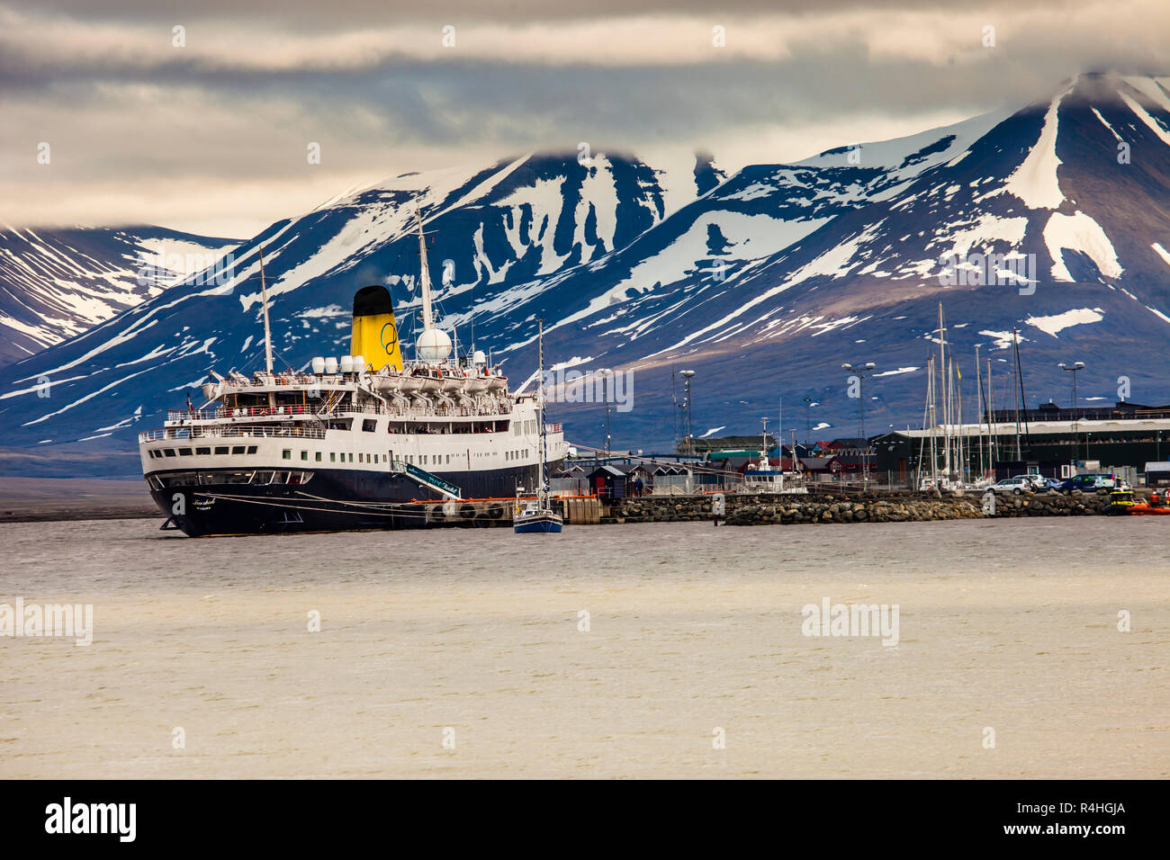 Tourists boarding cruise ship. Svalbard. Norway Stock Photo - Alamy
