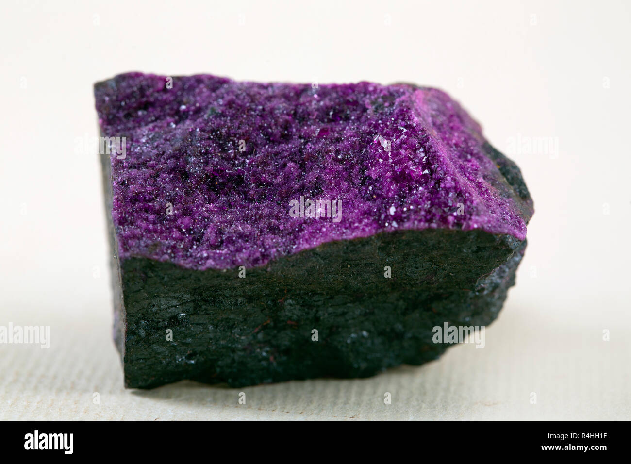 Microcrystalline quartz hi-res stock photography and images - Alamy