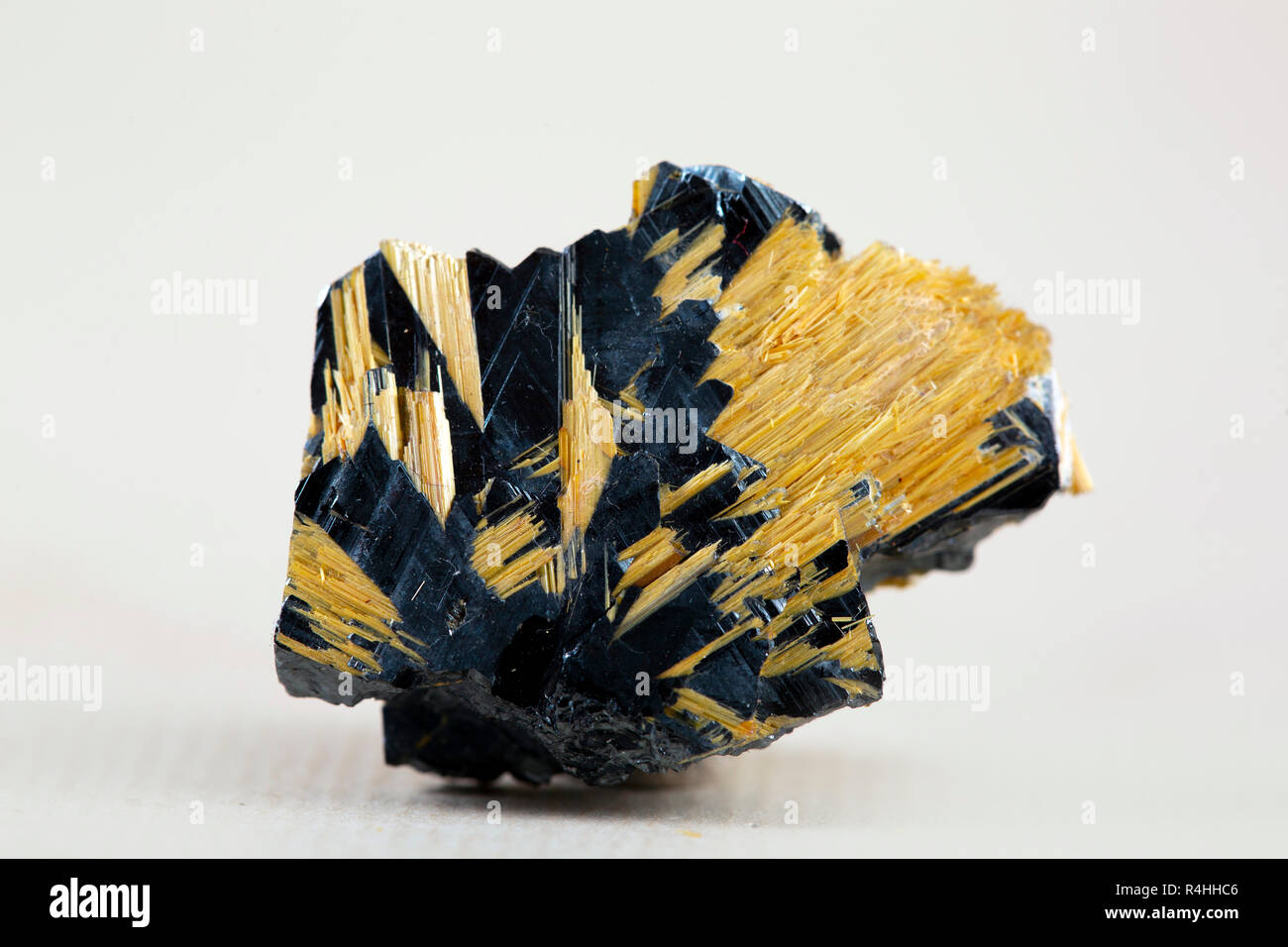 Quartz rutilated crystal hi-res stock photography and images - Alamy