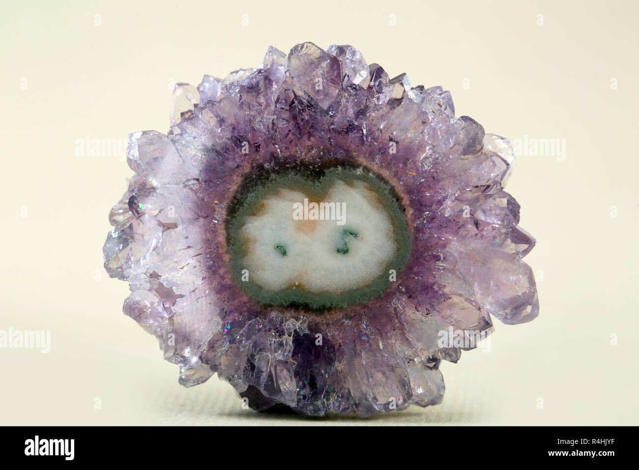 Banded white geode hi-res stock photography and images - Alamy
