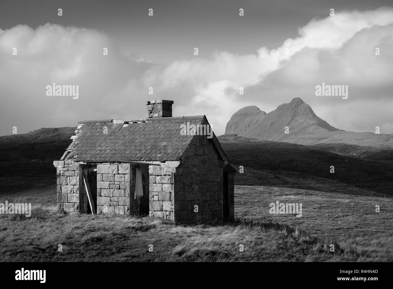 Scottish highlands mountain landscape Black and White Stock Photos ...