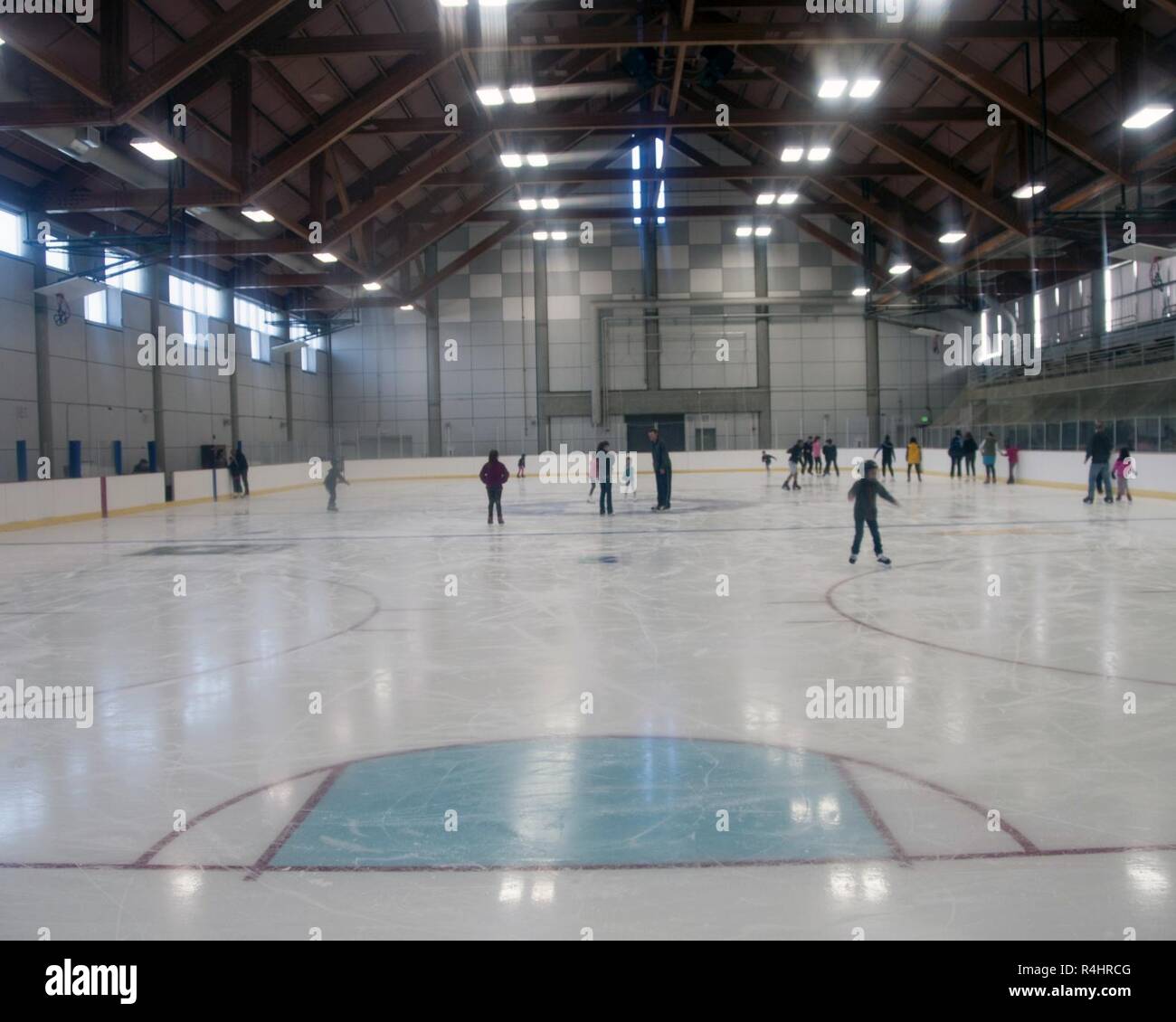 Ice skate alaska winter hi-res stock photography and images - Alamy