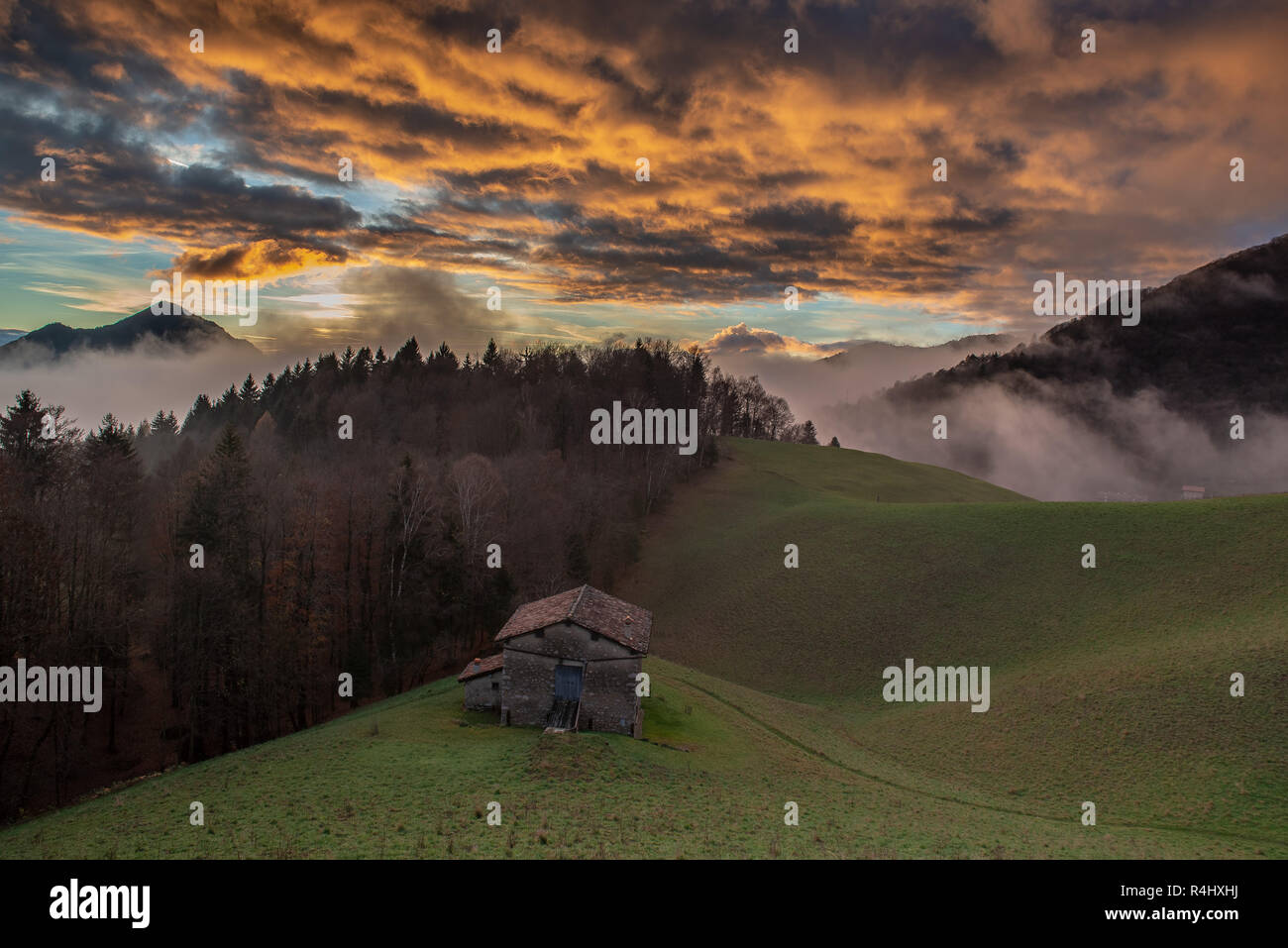 Poster sunset hi-res stock photography and images - Alamy