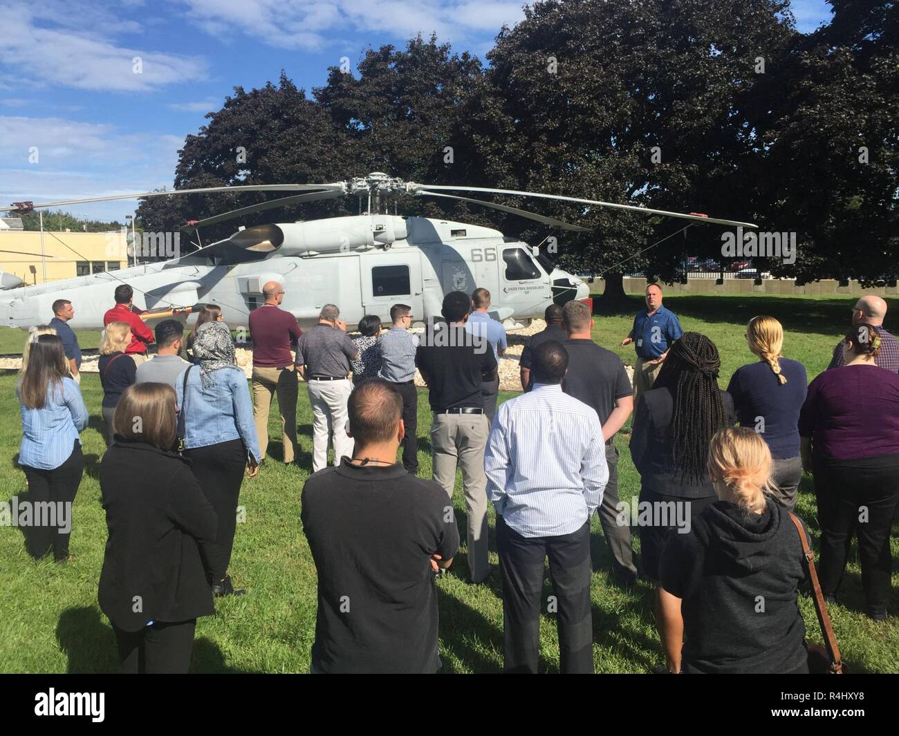 PHILADELPHIA (Sep. 27, 2018) – Newer employees of NAVSUP Weapon Systems ...