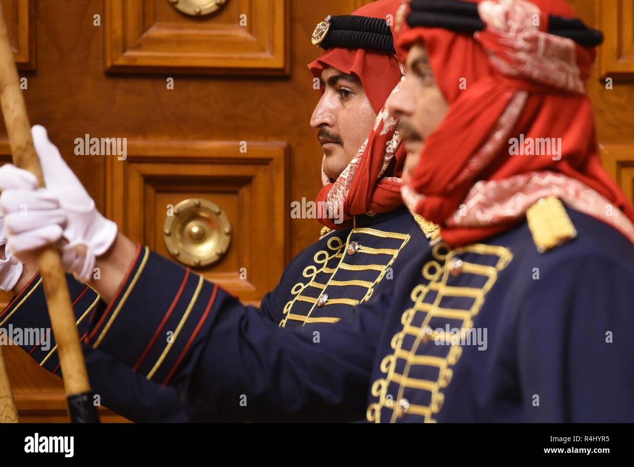 When they met the king of bahrain hi-res stock photography and images ...