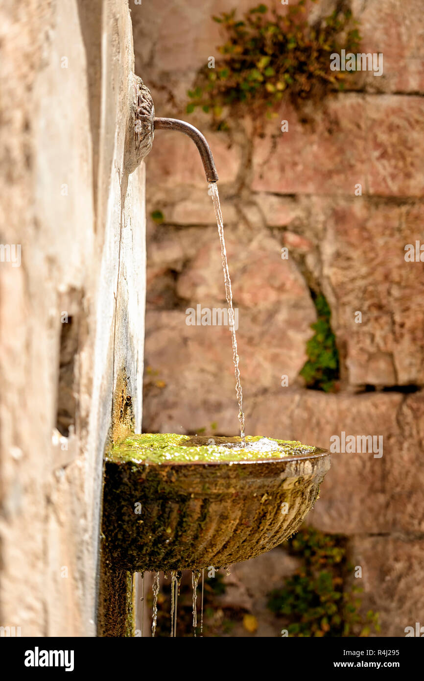 fountain in visso italy Stock Photo - Alamy