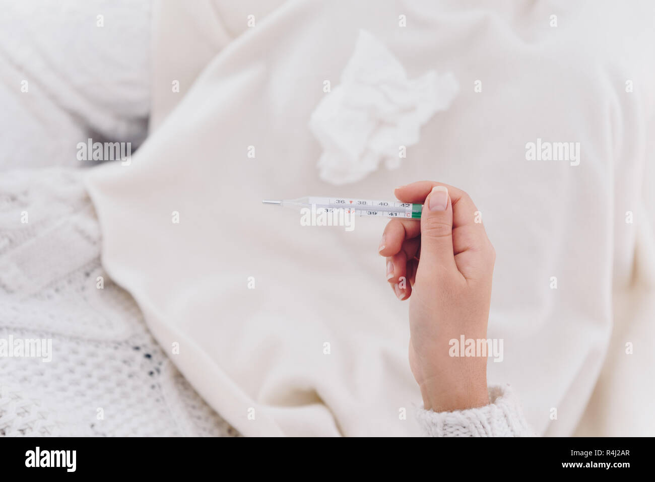 Traditional thermometer hi-res stock photography and images - Alamy