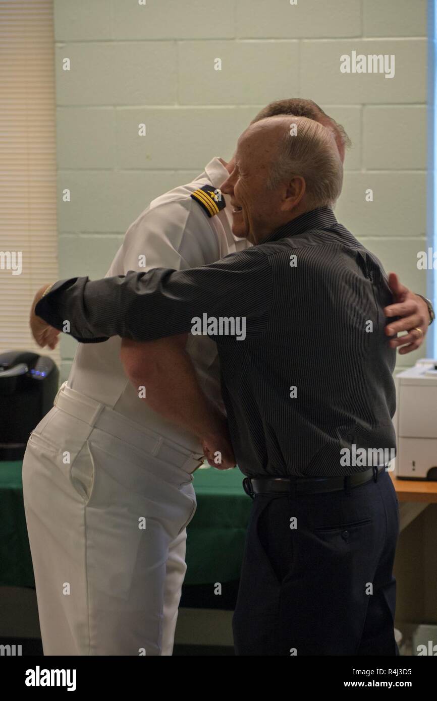 SHREVEPORT, La. (October, 29 2018) Cmdr. Rob Lightfoot, commanding ...