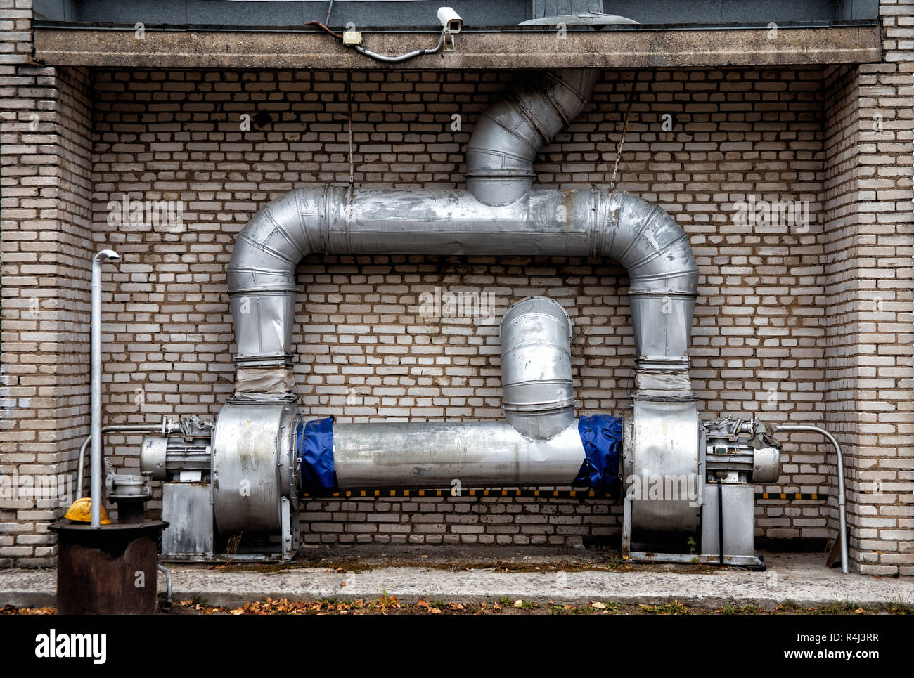 Old energy facility brick hi-res stock photography and images - Alamy